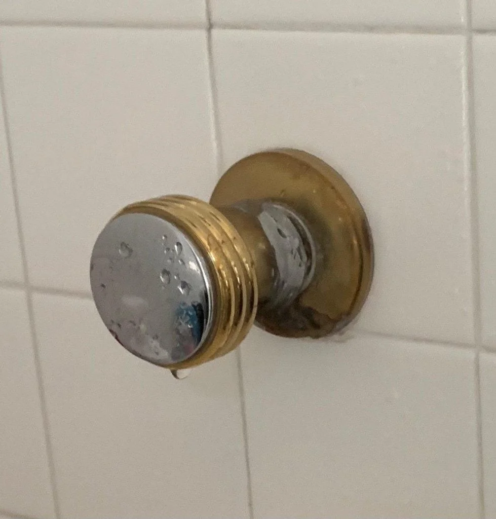 How To Remove A Shower Handle Without Screws?