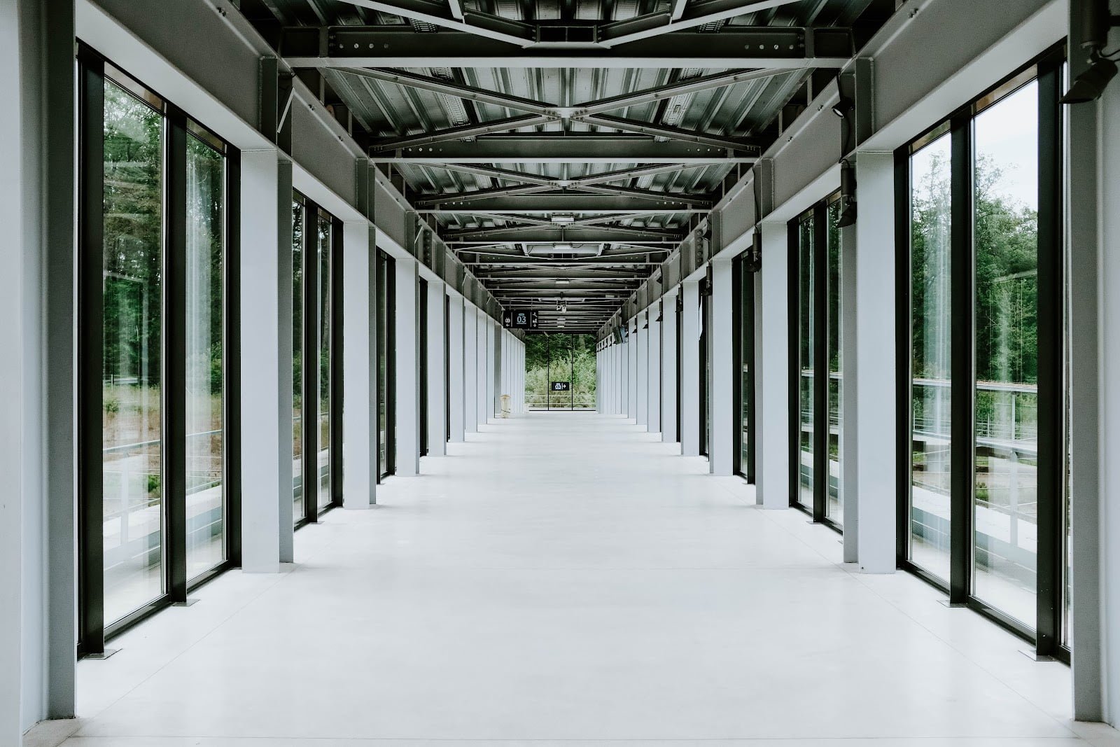 Aesthetics and Functionality: The Harmony of Glass Partition Wall Solutions